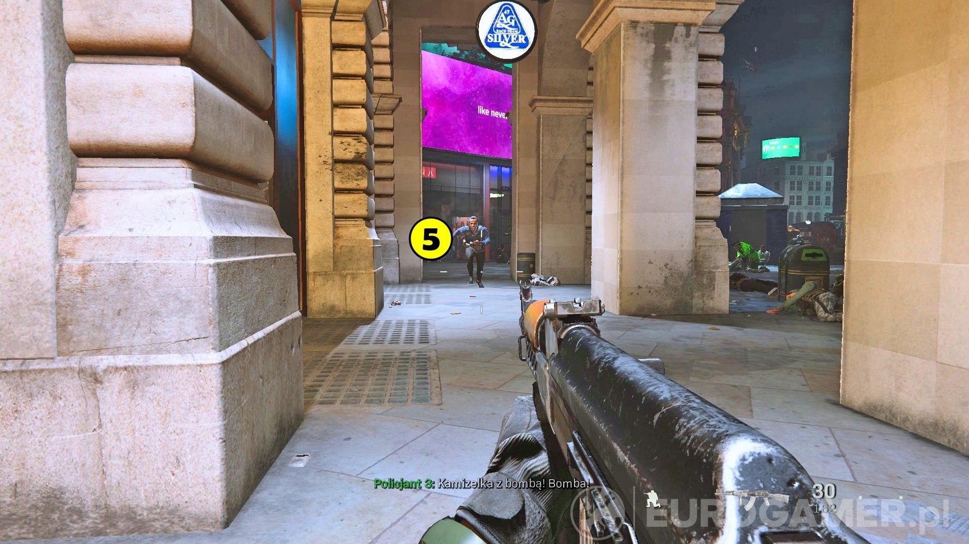 Call of Duty: Modern Warfare - Piccadilly: terroryści, cywile ...