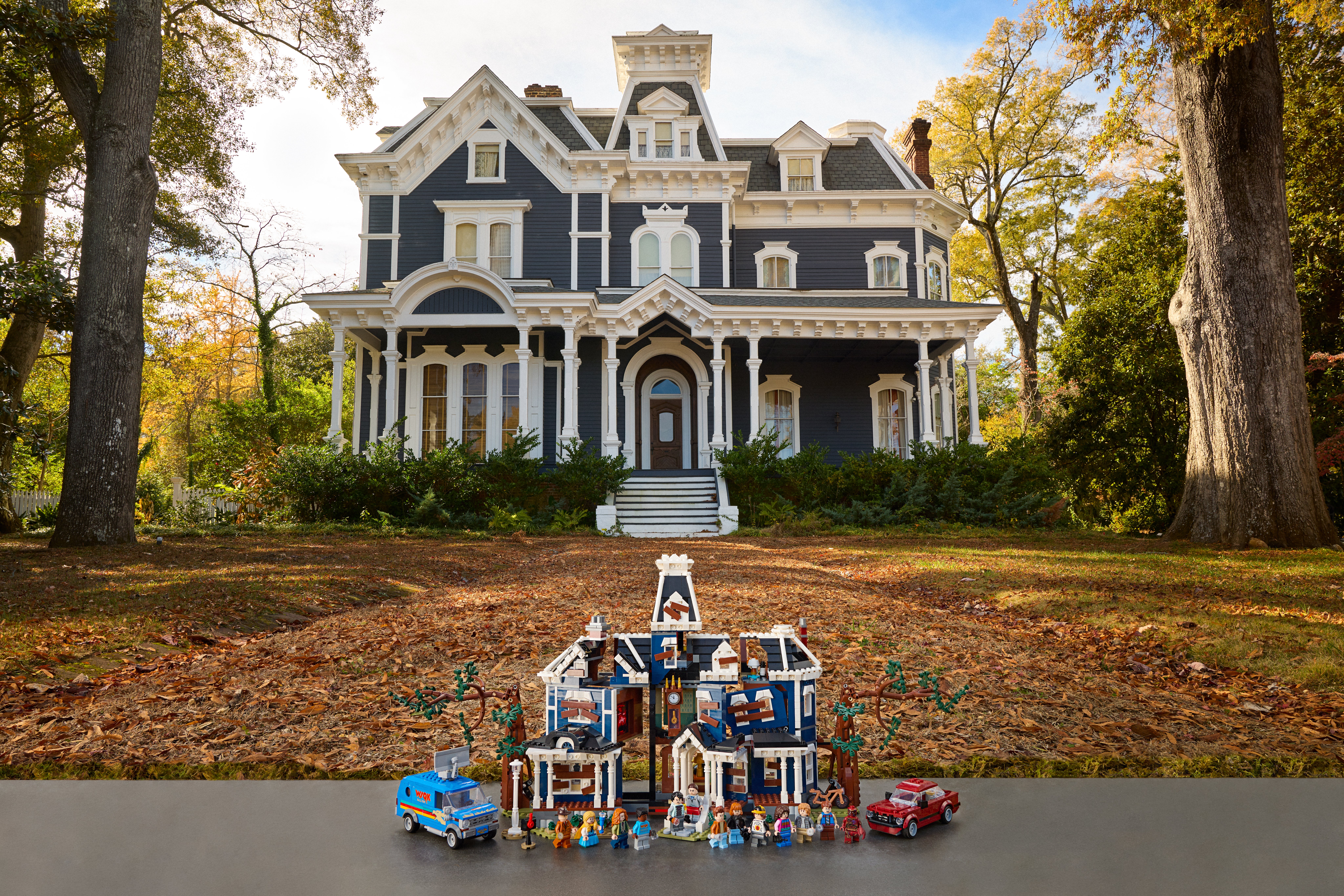 LEGO Icons Stranger Things: A Casa dos Creel já disponível | Eurogamer.pt