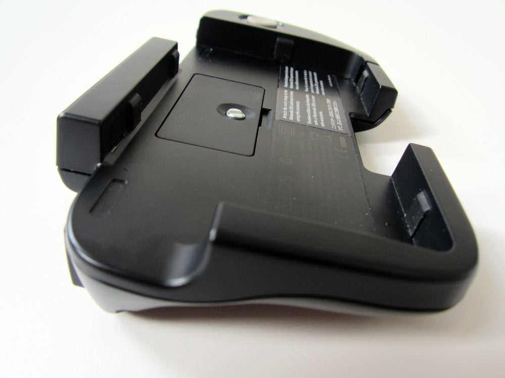 3DS Circle Pad Pro Review | Eurogamer.net