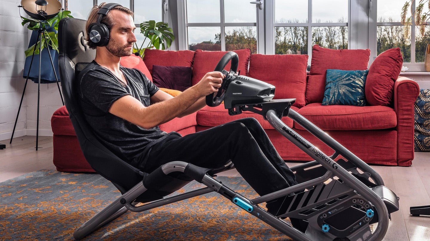Logitech Pro Racing Wheel, Pro Racing Pedals and Playseat Trophy ...