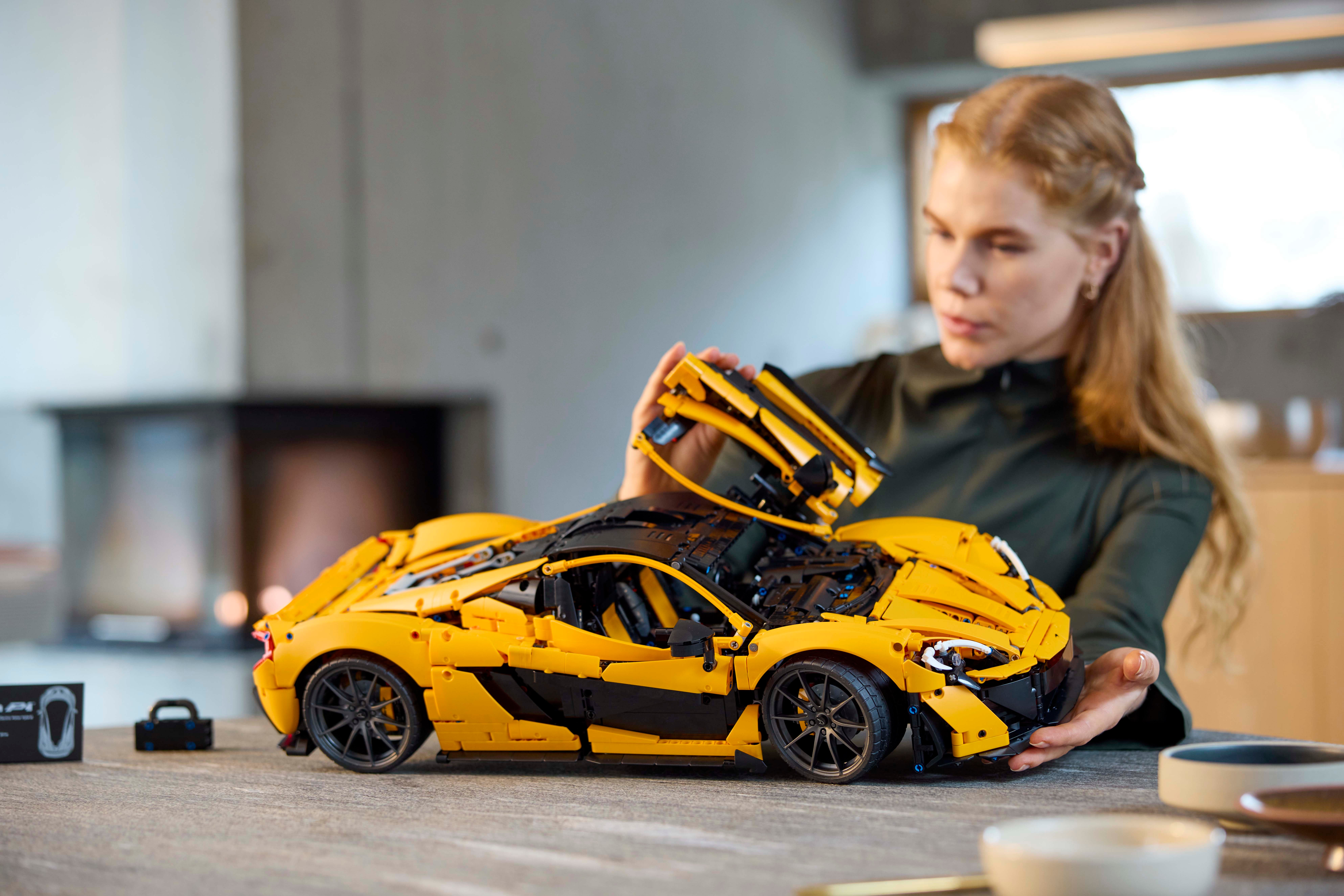 McLaren e LEGO Lançam novo set LEGO Technic McLaren P1 | Eurogamer.pt