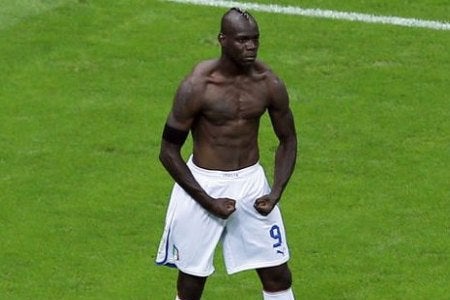 Comemoração de Mario Balotelli no FIFA 13 | Eurogamer.pt