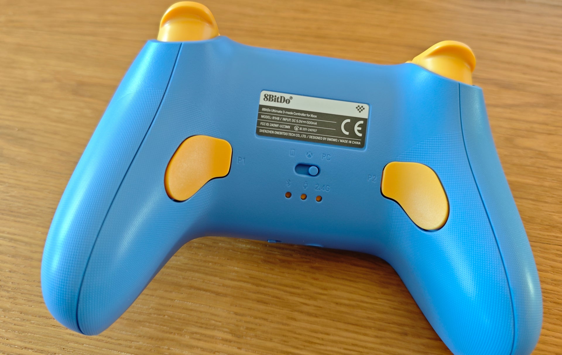 8BitDo Rare 40th Anniversary Edition Controller im Test - blau ...