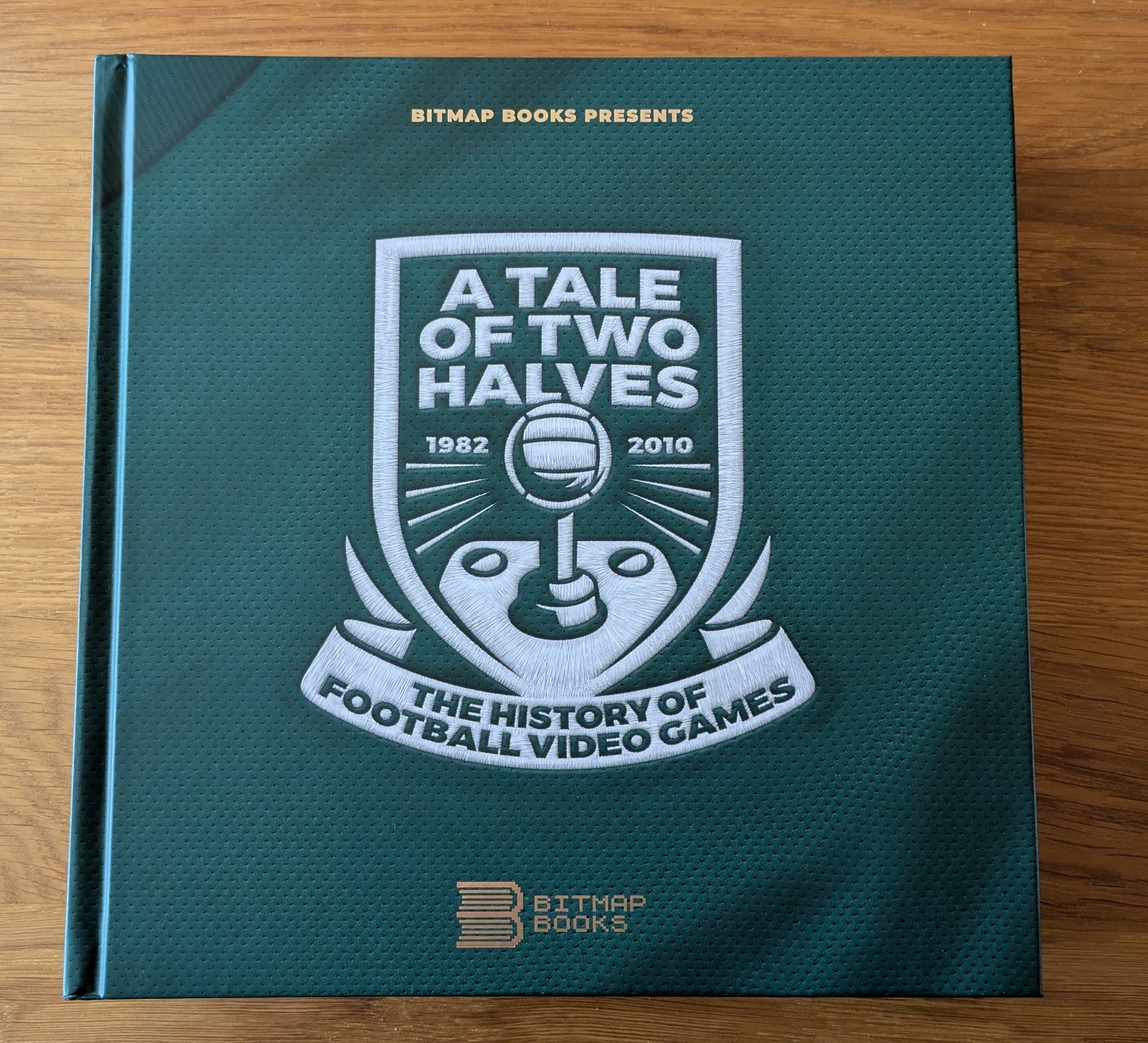 A Tale of Two Halves: Wer hätte gedacht, dass 600 Seiten über ...