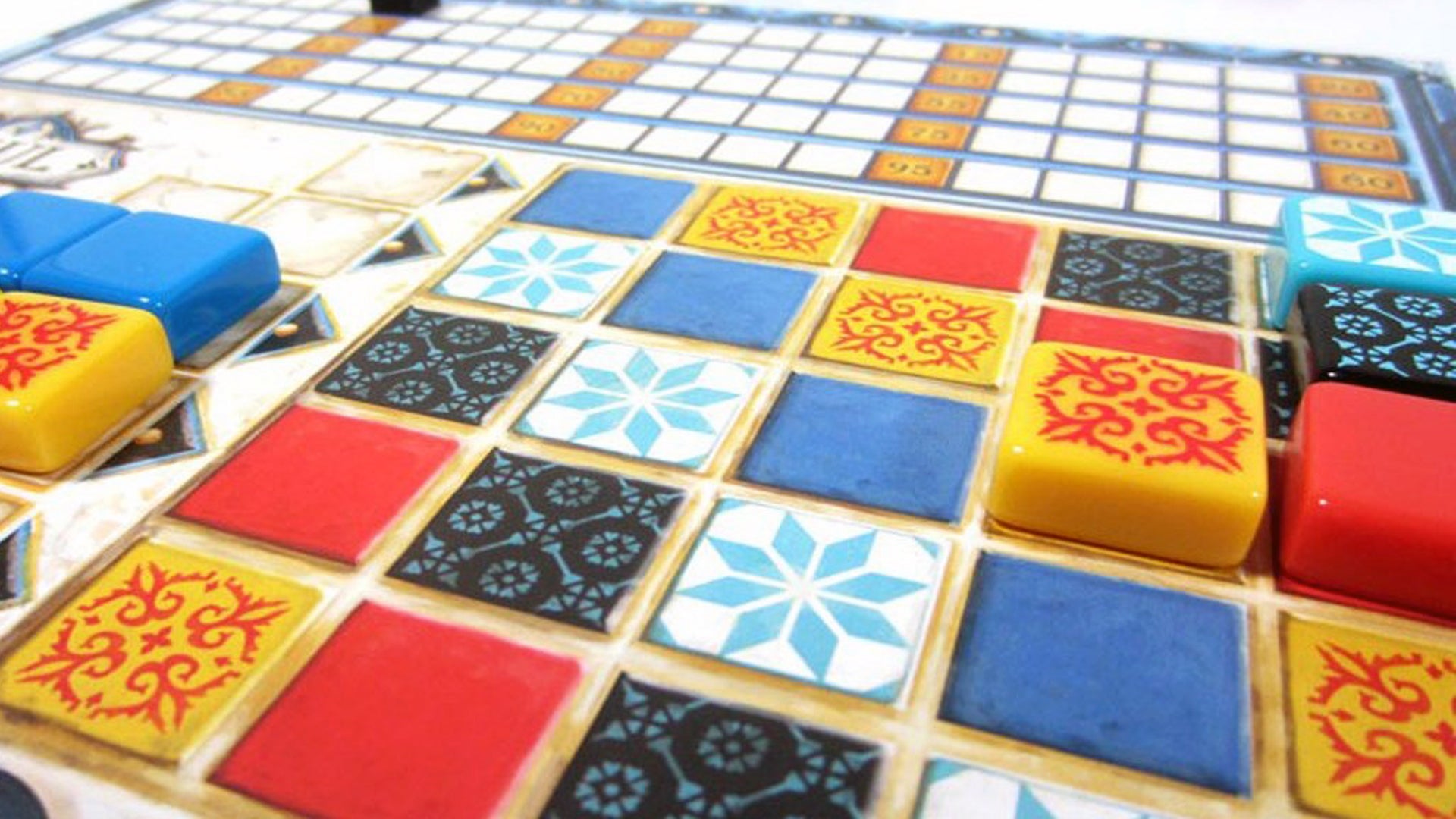 How to play Azul: board game’s setup, gameplay rules and scoring ...