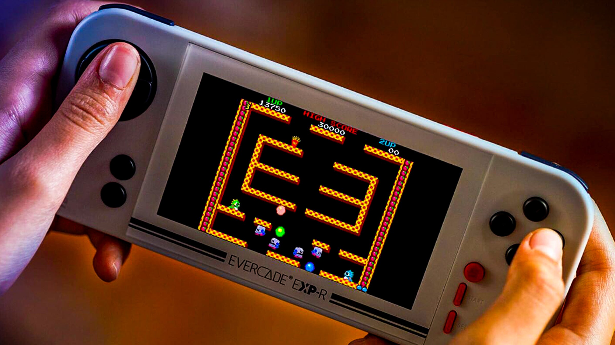 Gewinnt ein Evercade EXP-R Handheld plus die Legacy-of-Kain-Collection ...