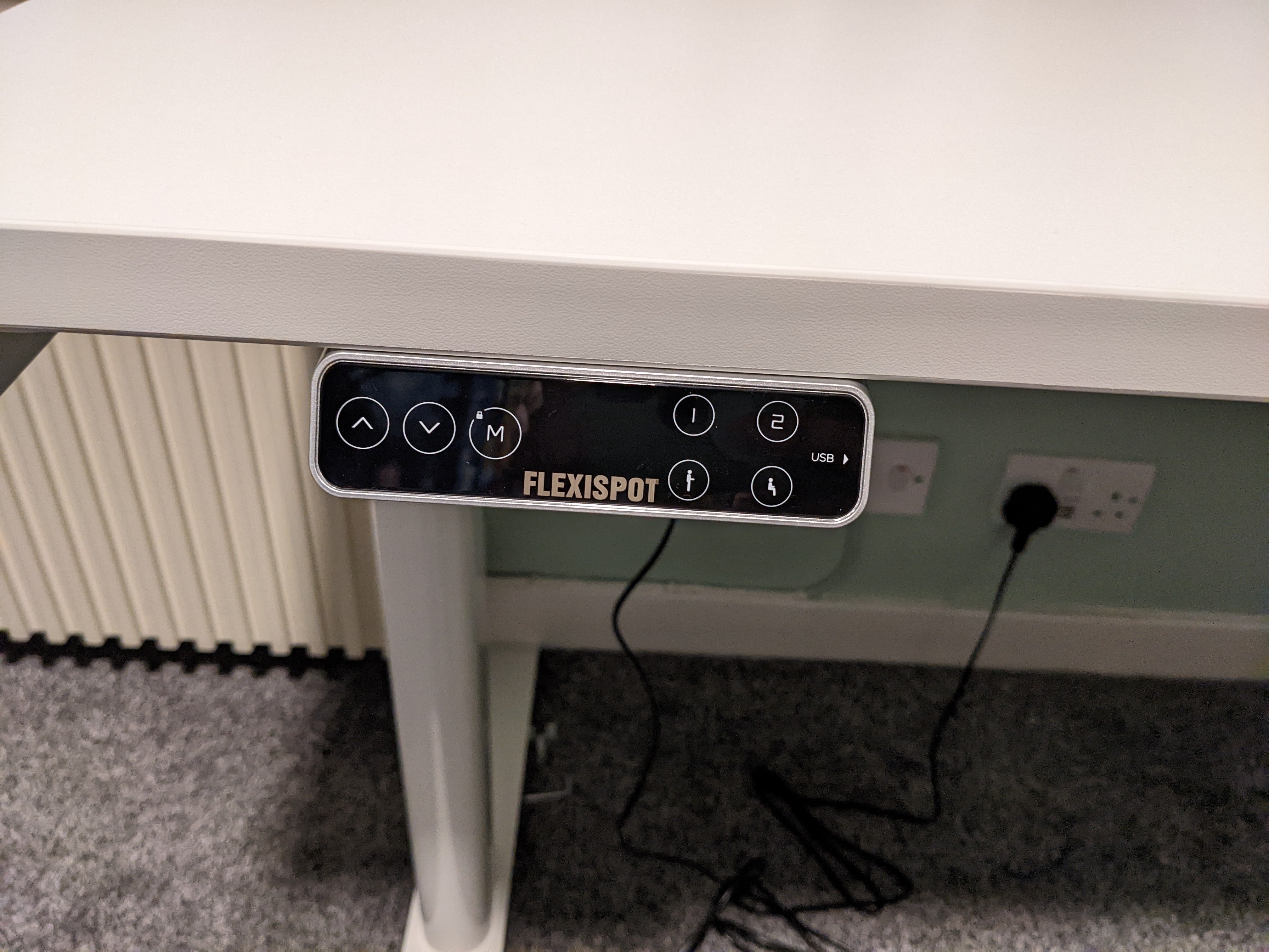Here s why the FlexiSpot E8 adjustable desk is great for gaming and working from home Eurogamer