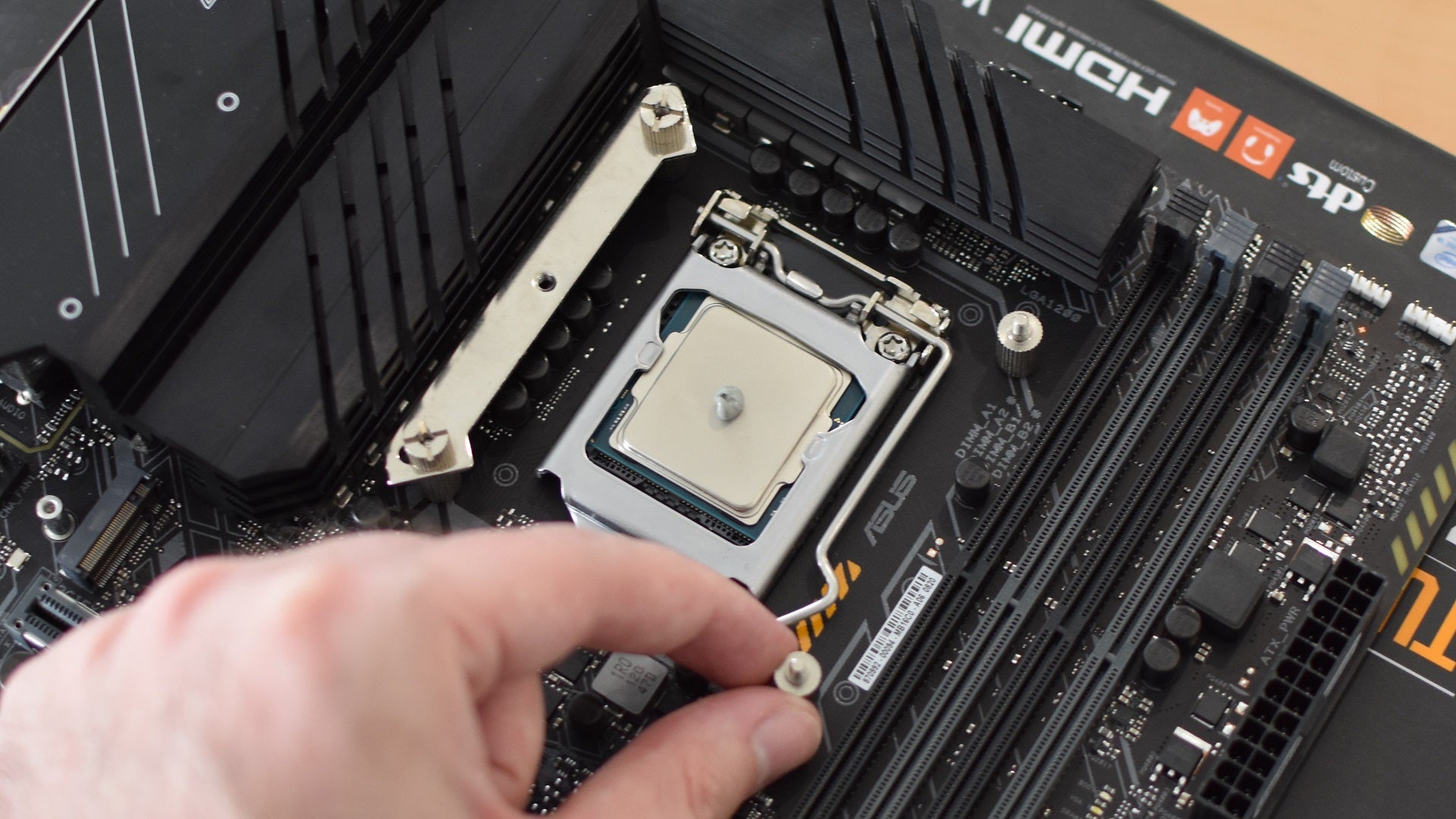 How to install a CPU cooler | Rock Paper Shotgun