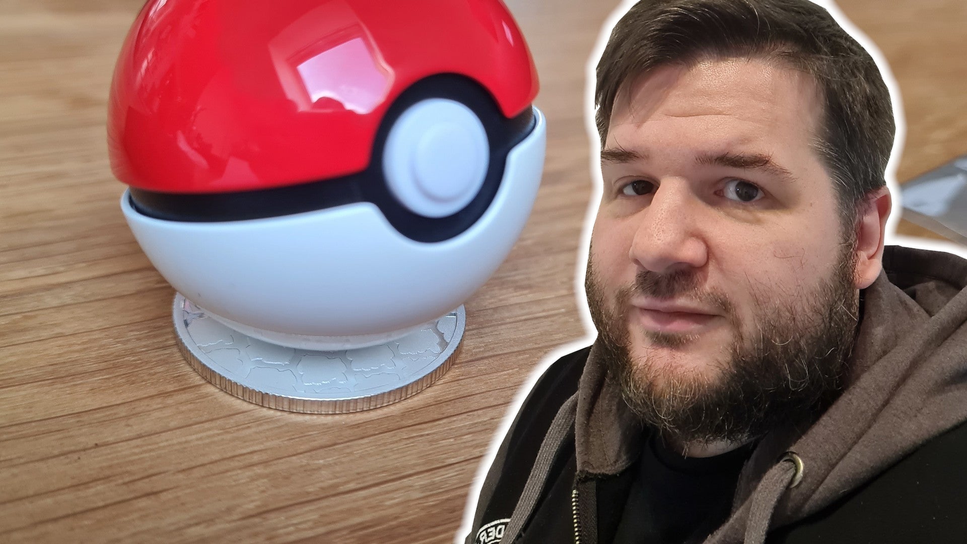 Der Mini Poké Ball ist wenig mehr als ein schickes Sammlerstück, aber ...