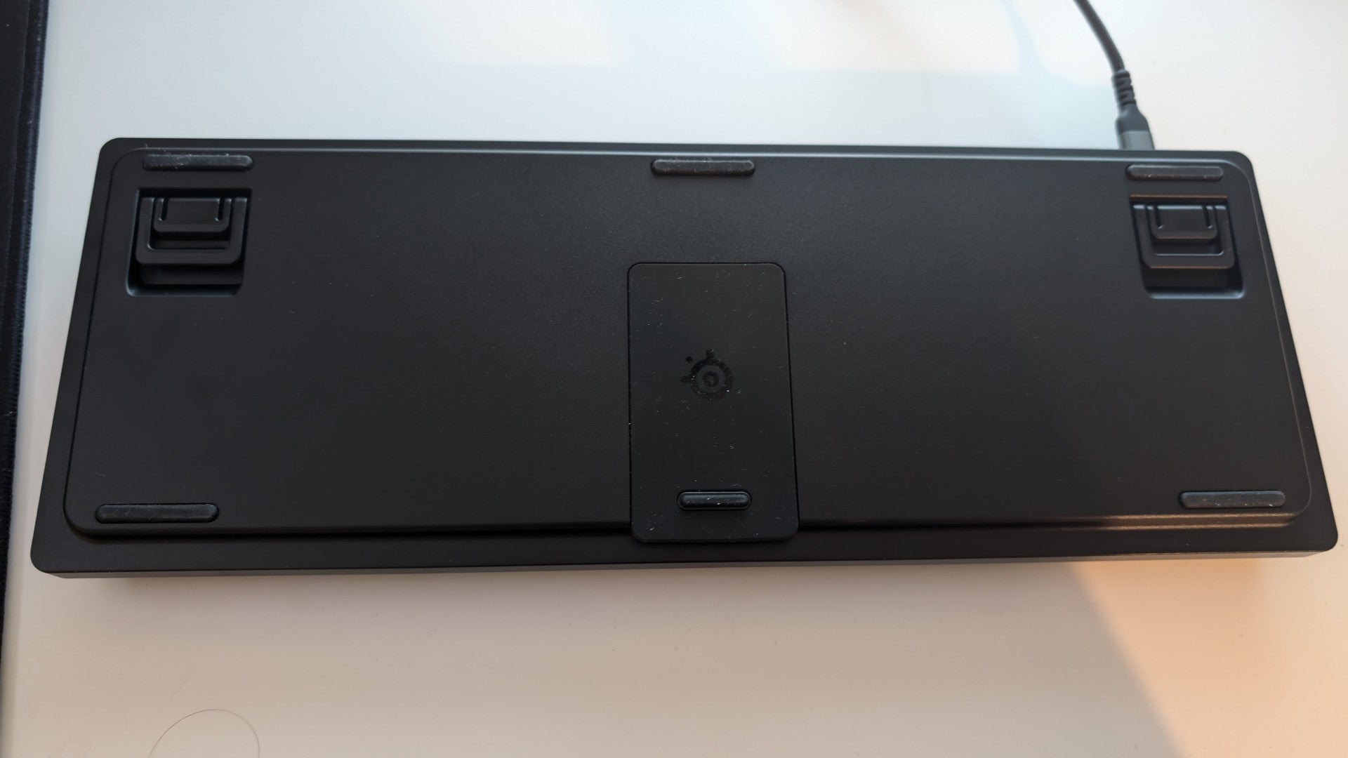 SteelSeries Apex Pro Gen 3 im Test: Grandiose Tastatur, die beim Tippen ...