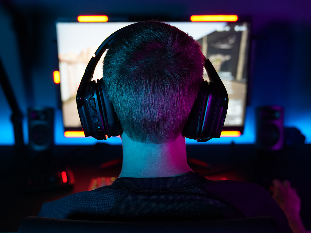 Audio Radar peripheral allows deaf and hard of hearing players to see ...