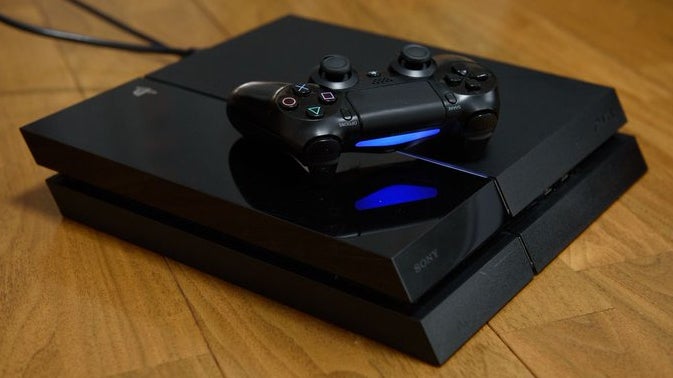 Bloomberg říká, že má být letos nečekaně vyrobeno více kusů PS4 ...