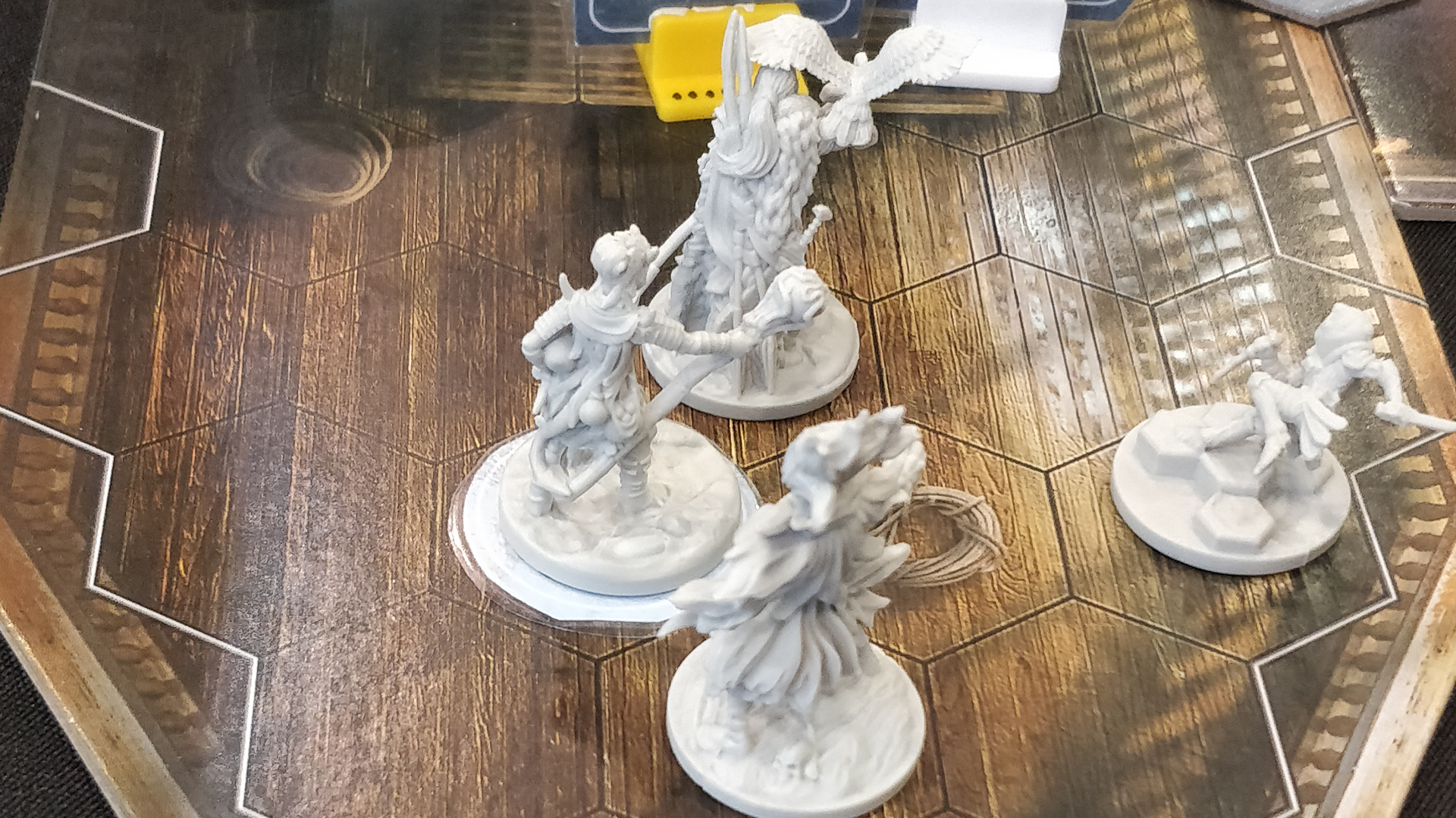 How to play Frosthaven: setup, character creation and rules explained ...