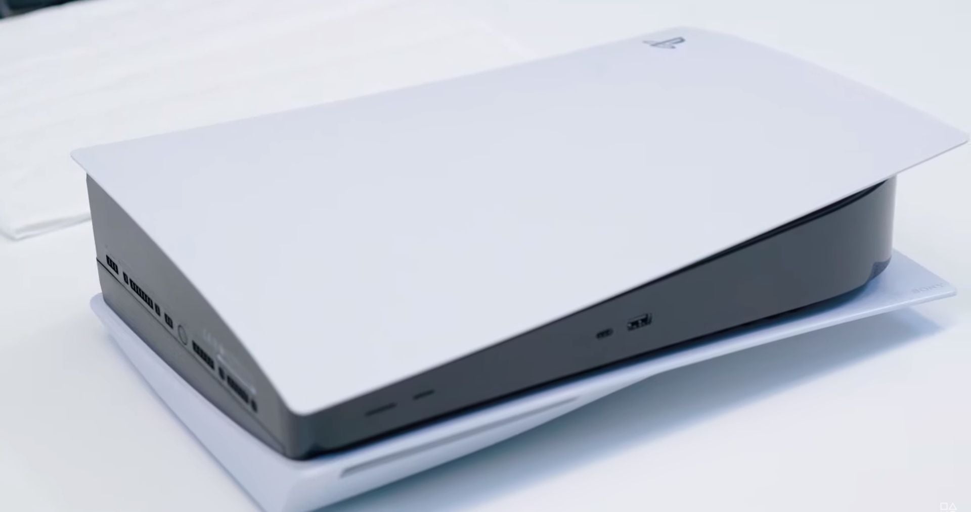 PlayStation 5 console design, including PS5 Digital Edition, ports, and ...