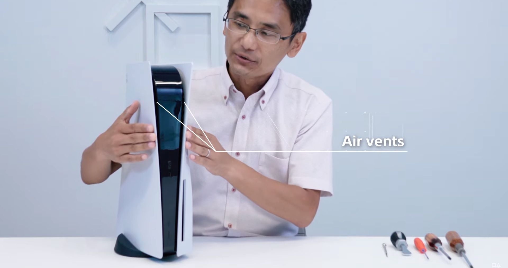 PlayStation 5 console design, including PS5 Digital Edition, ports, and ...