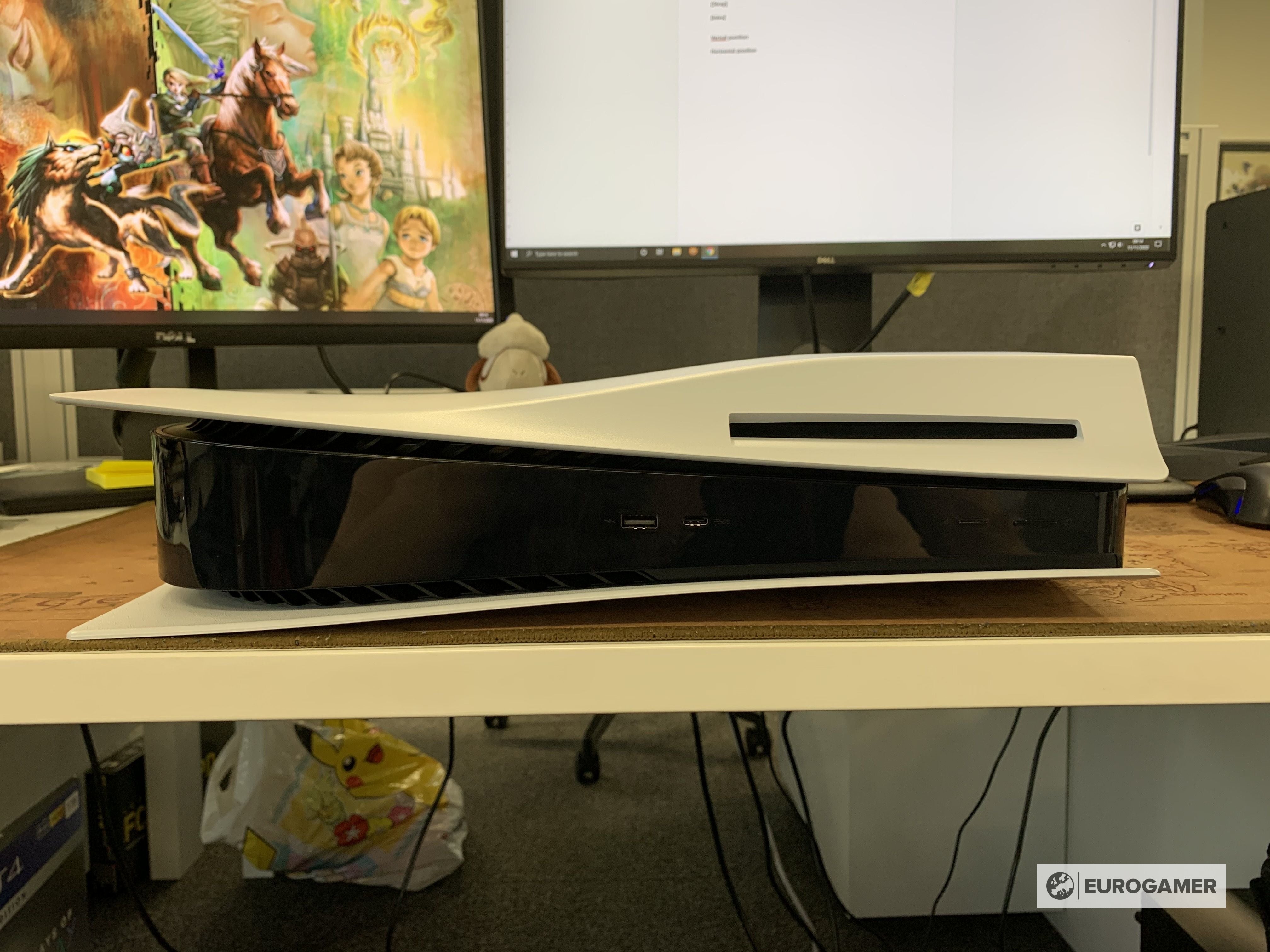 PS5 Stand positions - How to attach the stand vertically or ...