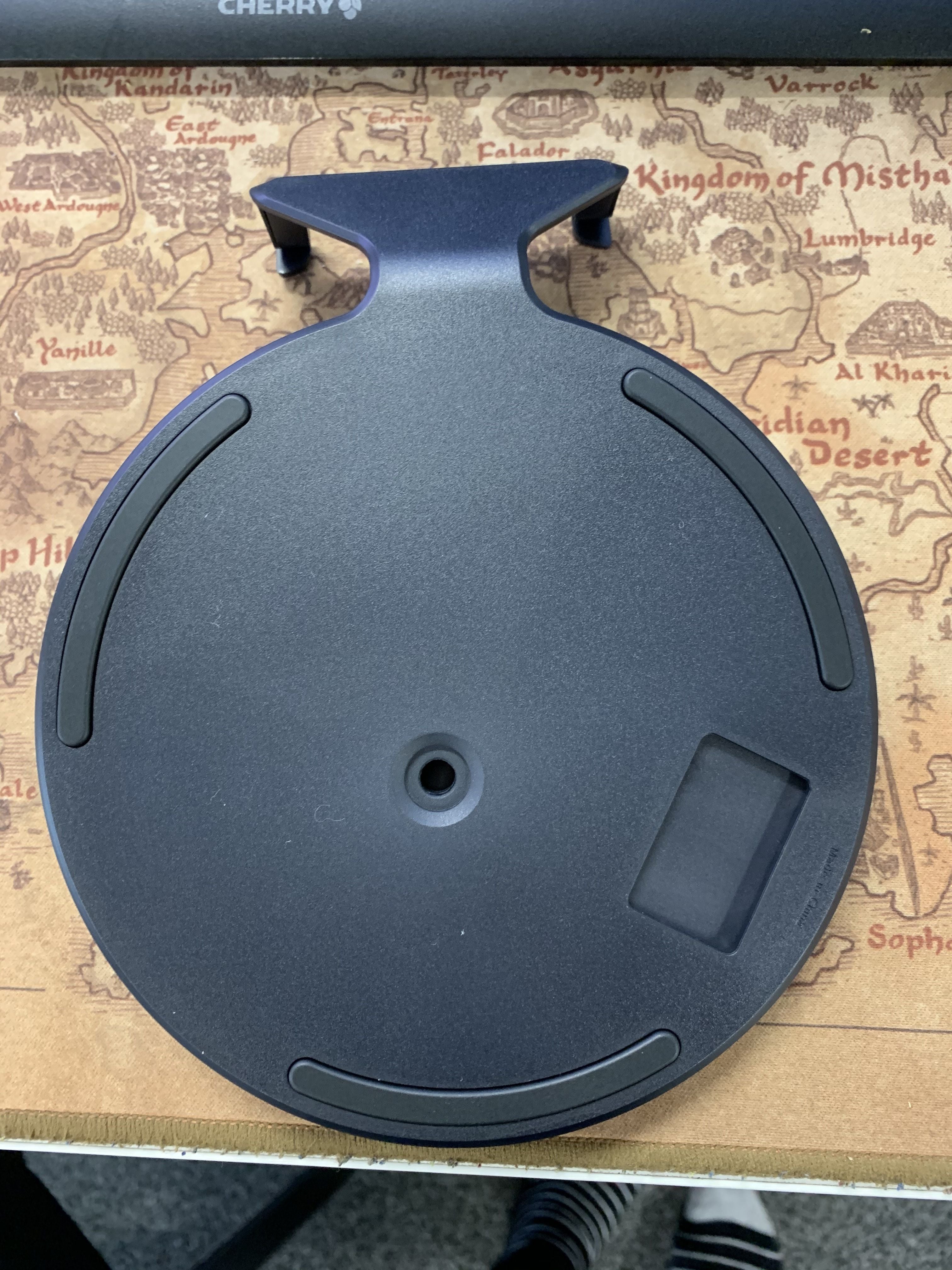 PS5 Stand positions - How to attach the stand vertically or ...