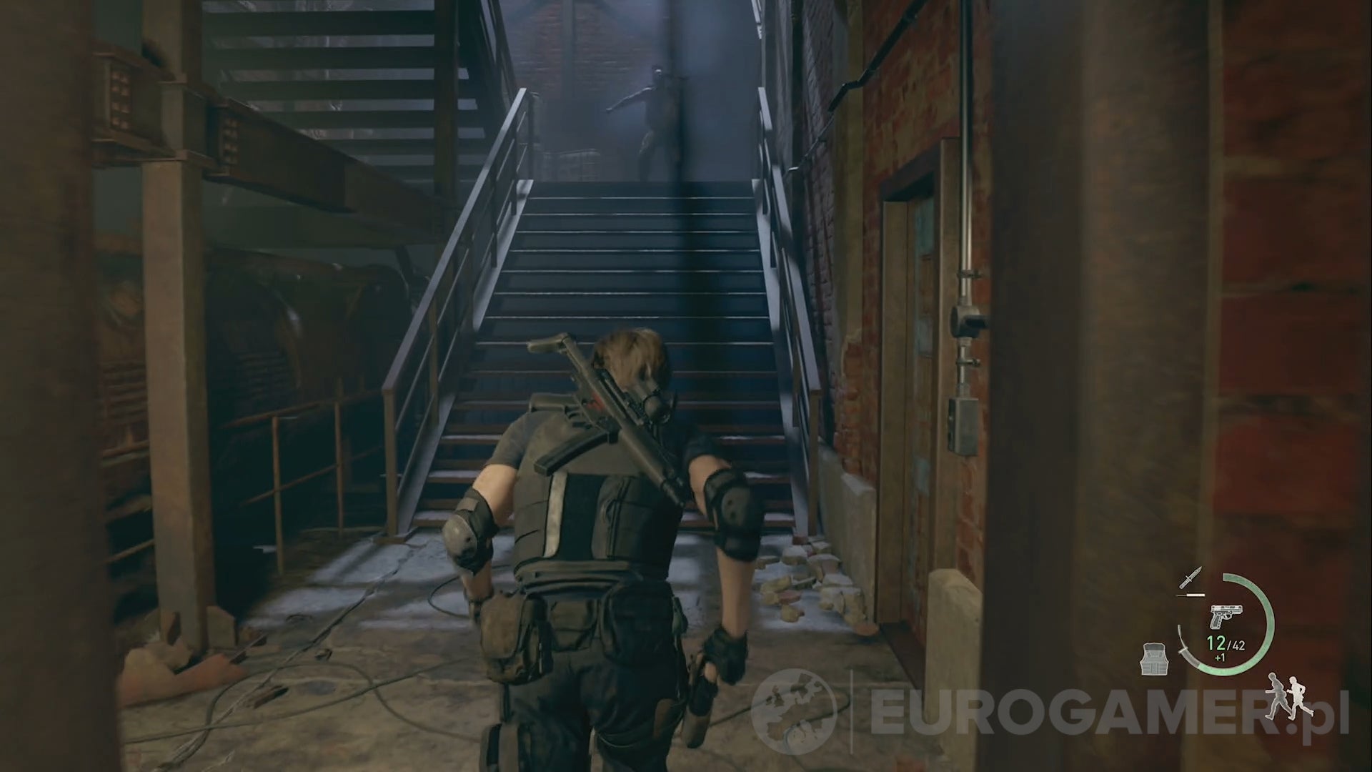 Resident Evil 4 - Chapter 14: kanały, podziemia i walka przy dźwigu ...