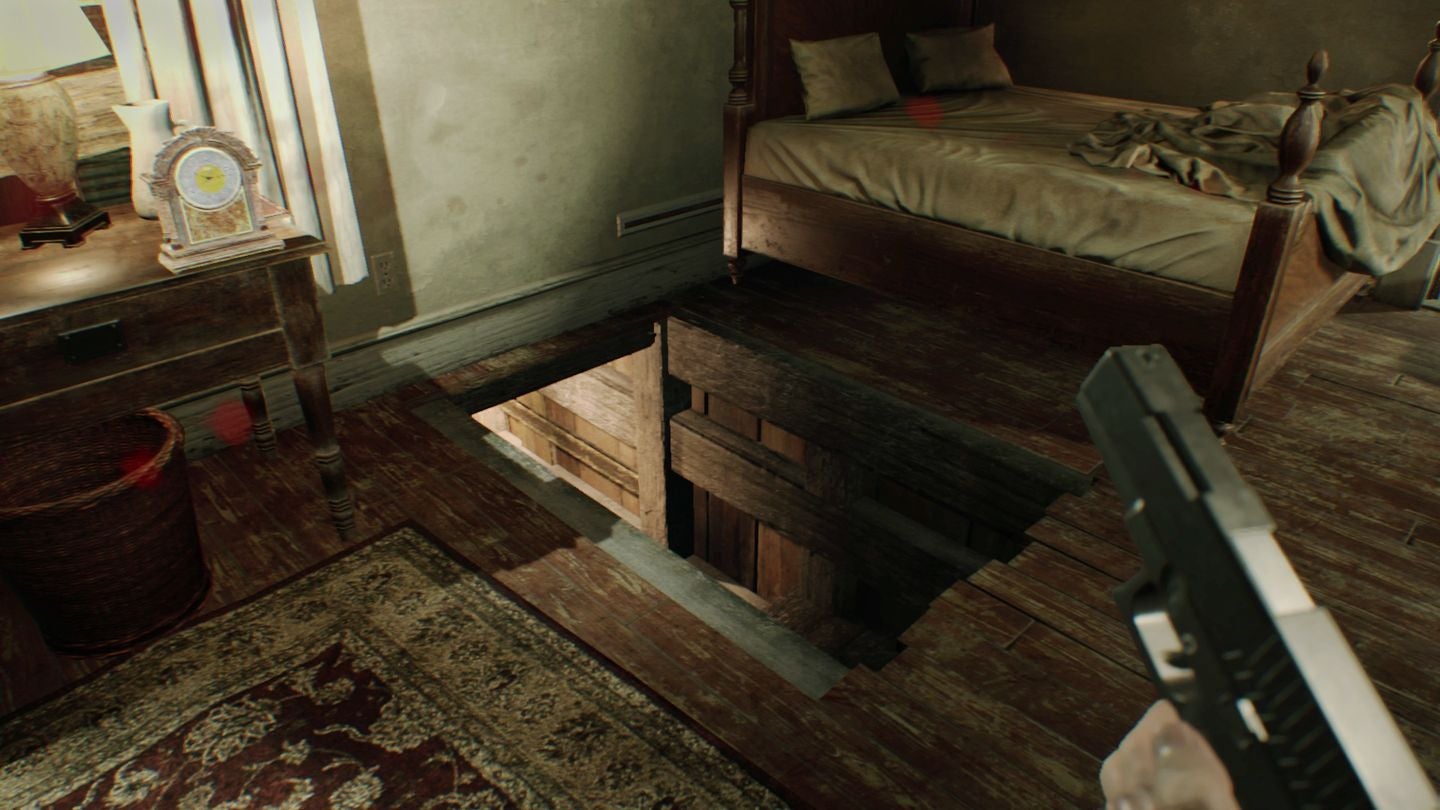 Resident Evil 7 - Master Bedroom, same time clock puzzle and get the ...