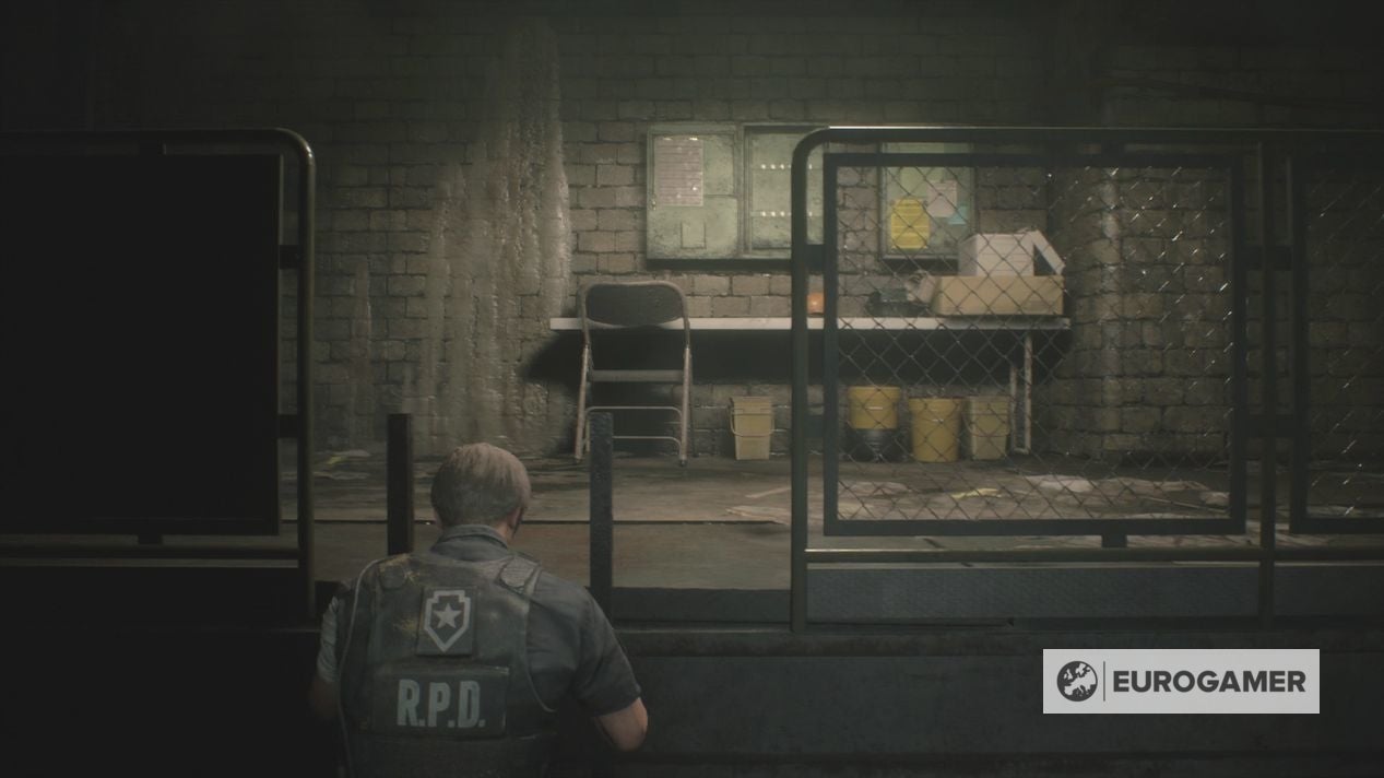 Resident Evil 2 - King, Queen and Rook Plug locations, Supplies Storage ...