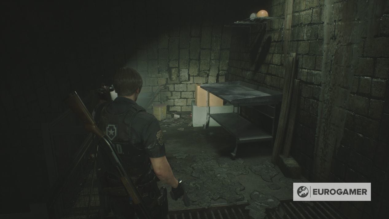 Resident Evil 2 - King, Queen and Rook Plug locations, Supplies Storage ...