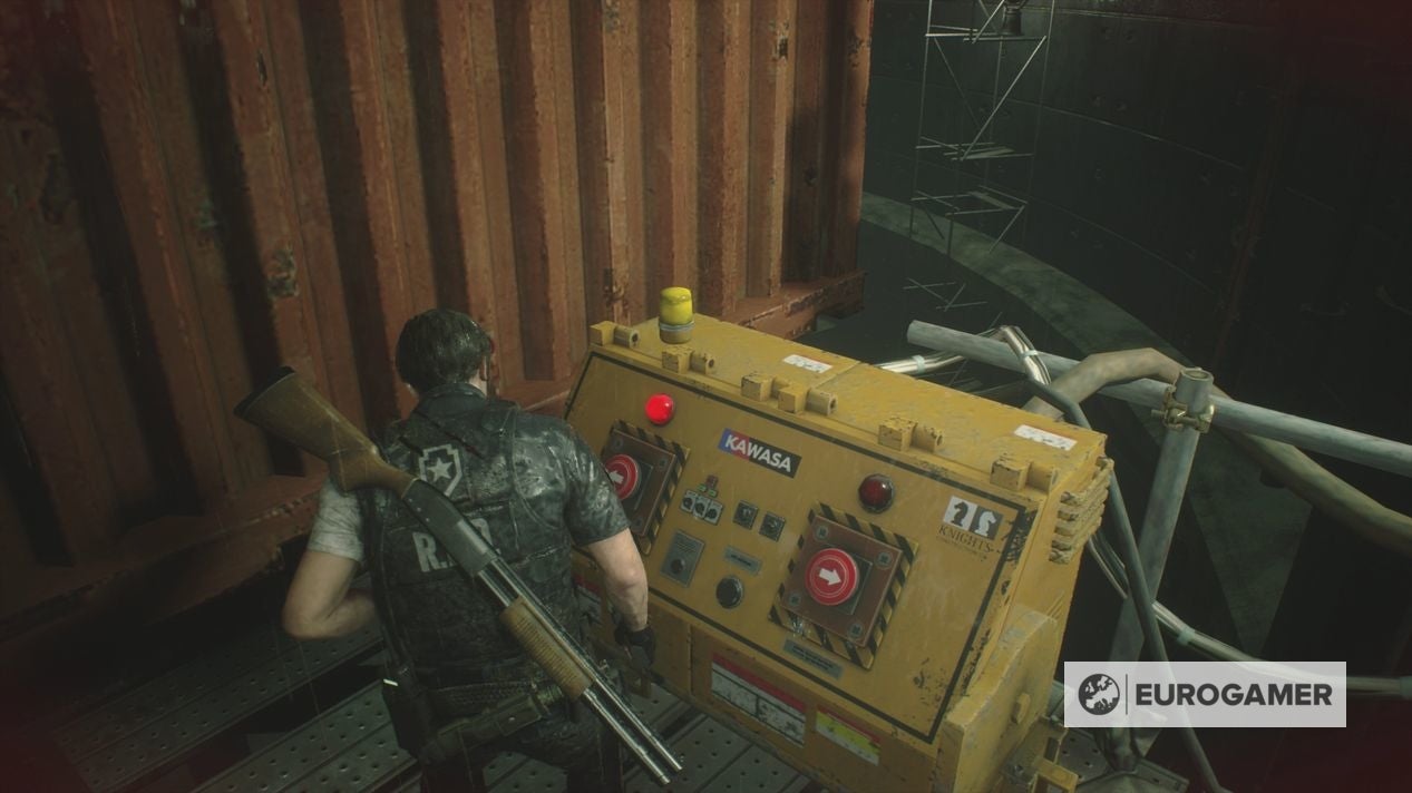 Resident Evil 2 - G Tyrant Stage 2 boss battle, use the Crane once to ...