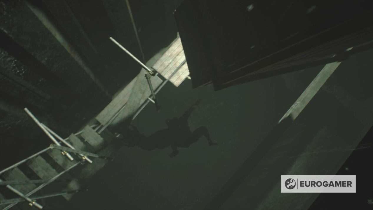 Resident Evil 2 - G Tyrant Stage 2 boss battle, use the Crane once to ...