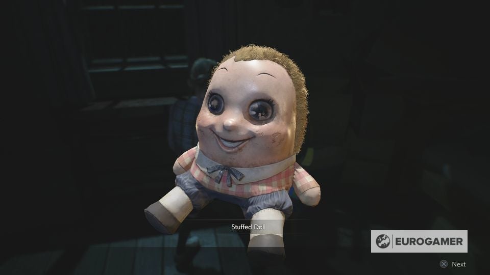 Resident Evil 2 - Orphanage, Sherry block puzzle and Sherry stealth ...