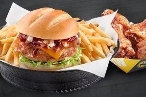 Earn entry into Titanfall 2 multiplayer mode at US resturant ...