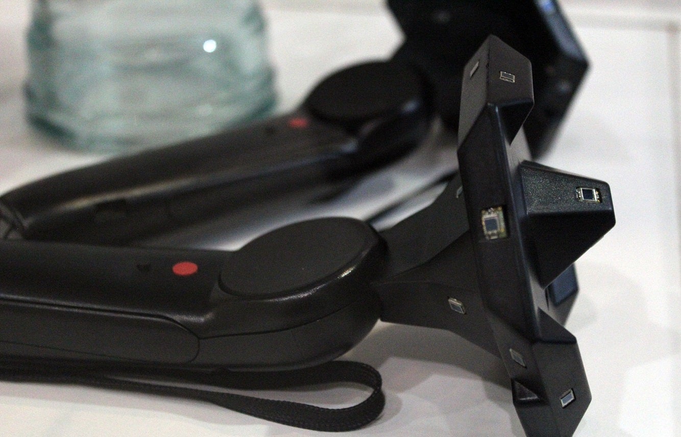 Valve's Lighthouse, VR controllers and more explained | VG247