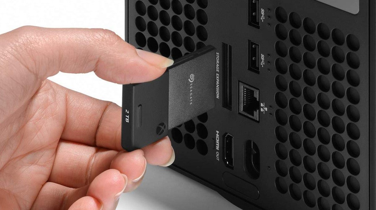 Xbox Series X/S z nowymi rozmiarami rozszerzeń pamięci | Eurogamer.pl